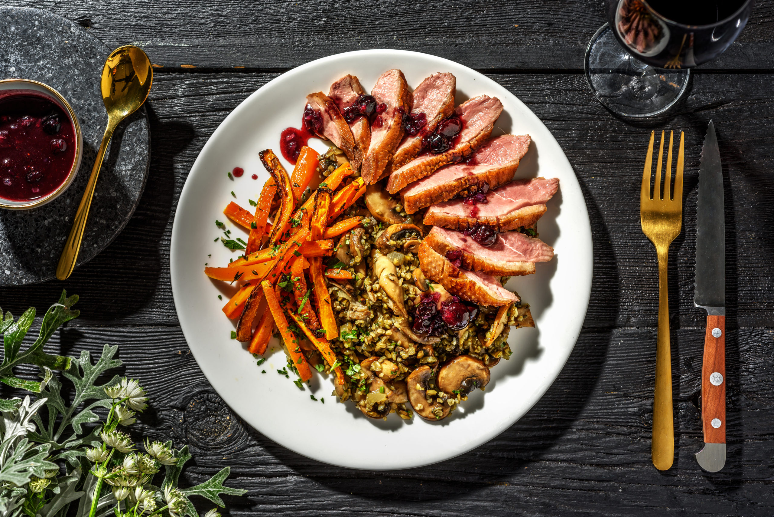 Host a Drama-Free Turkey Day With The HelloFresh Thanksgiving Box ...